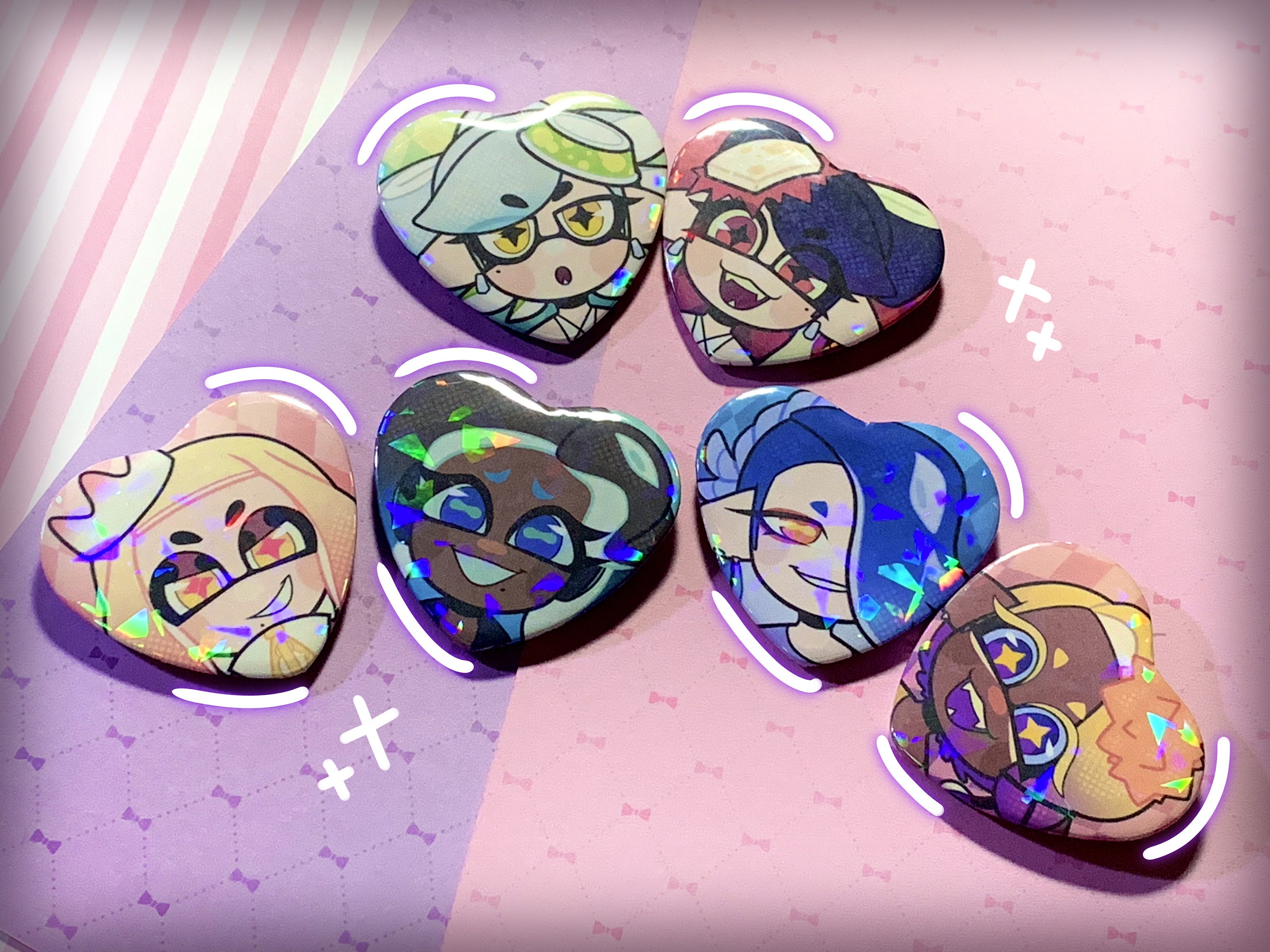 SPLATOON Holographic Heart Badge - Etsy