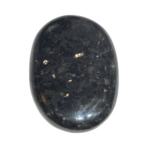 Nuummite Copperlite Palmstone B - Etsy