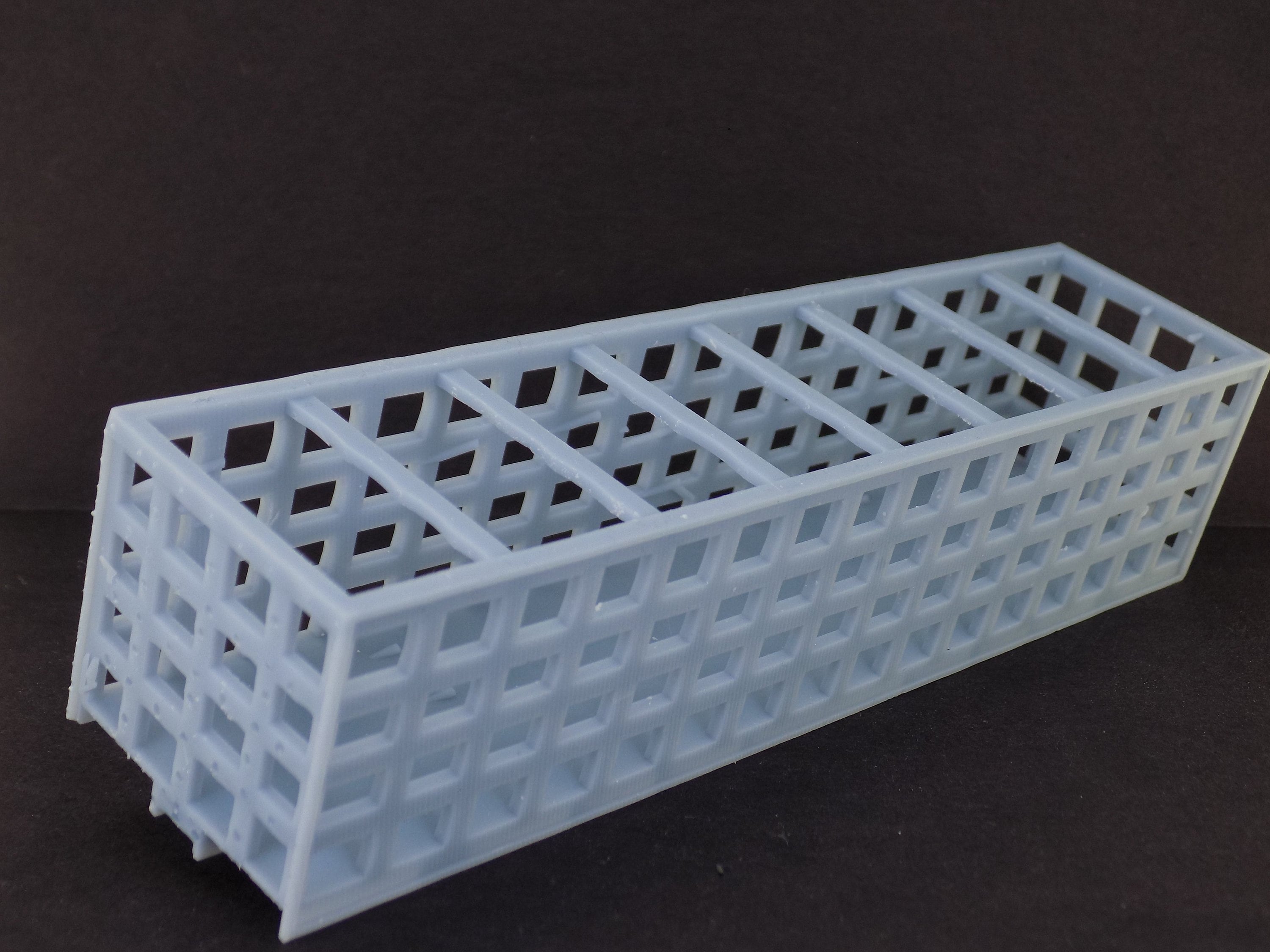 HO Scale Steel Cardboard Sided Boxcar, Ice Hatch Roof, Details in the ...