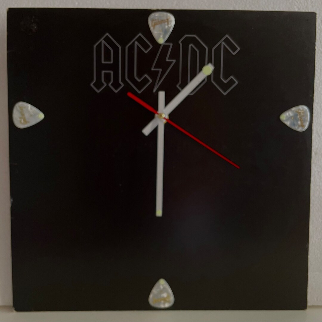 AC/DC Back in Black Upcycled Record Clock: Gibson Guitar Picks, 1980s ...