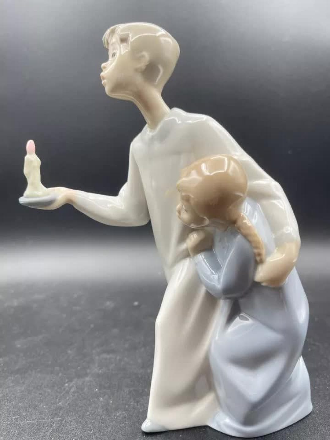 LLADRO Figurine - Boy Holding Candle With Young Girl, Elegant Nighttime ...