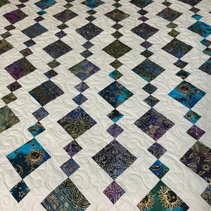 Celestial Batik Beads // Chandelier Quilt White - Etsy