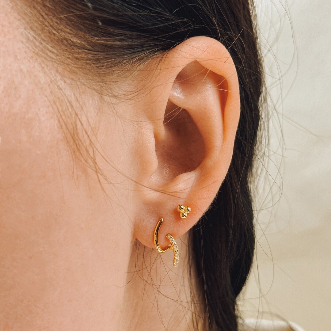 925 Sterling Silver Gold and Silver Claw Stud Earrings, Charms Wrap ...