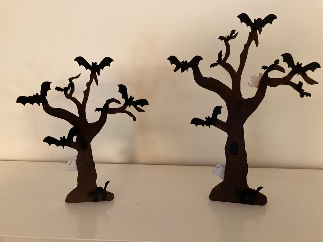 Miniature Dummy Board Trees With Bats and Ghost for Your 1/24th Scale ...