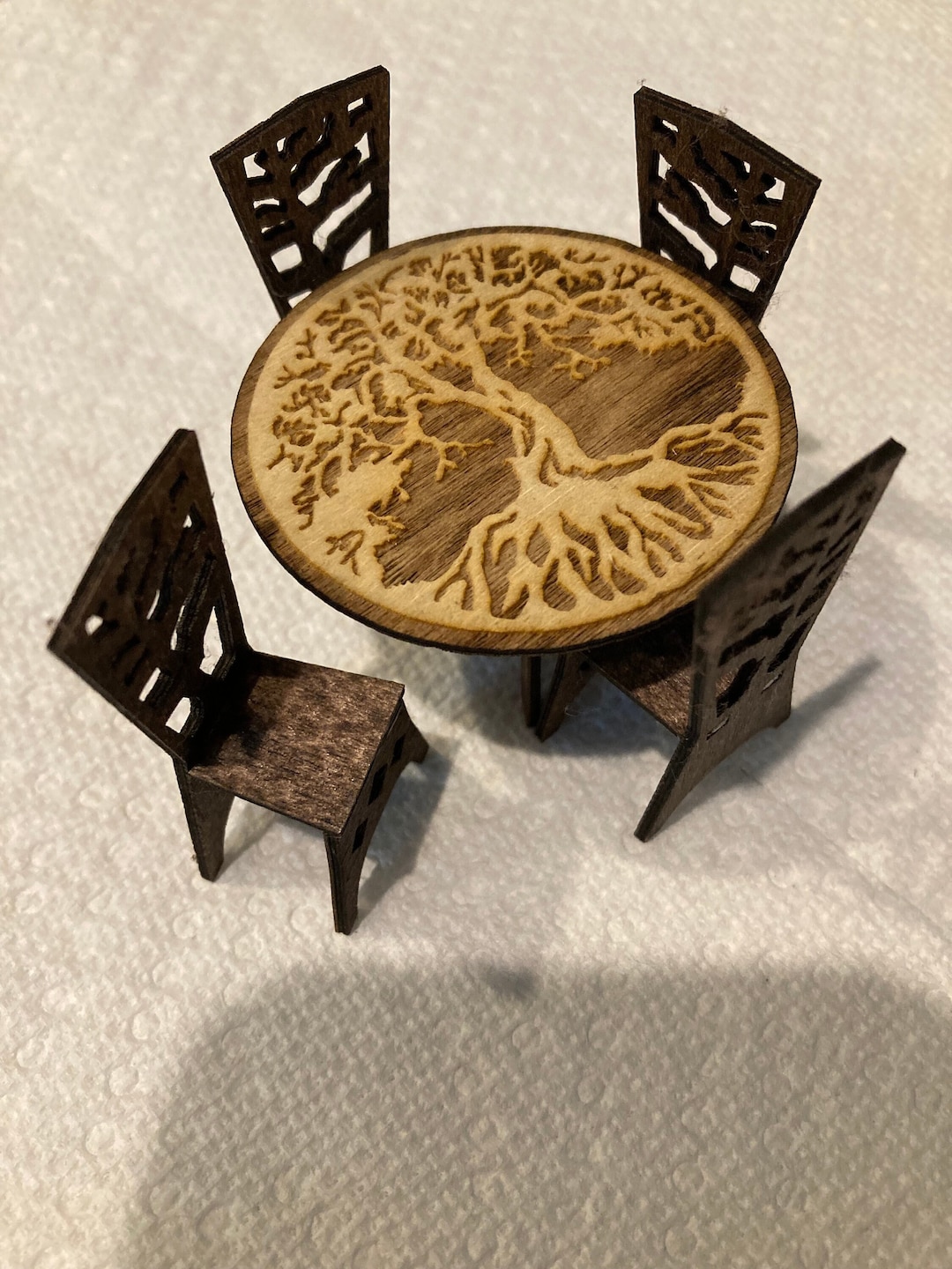 Miniature 1:24th Scale Stained Tree Table W/4 Chairs for Your Dollhouse ...