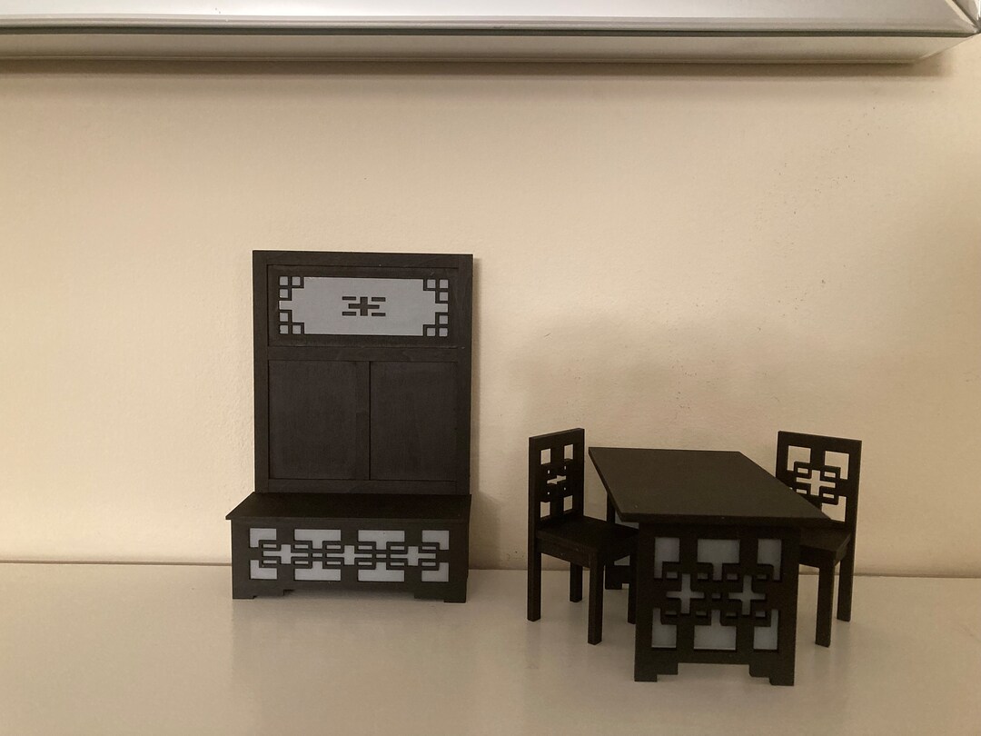 Miniature 1:24th Scale Knot Bench and or Table and Chairs Matches the ...