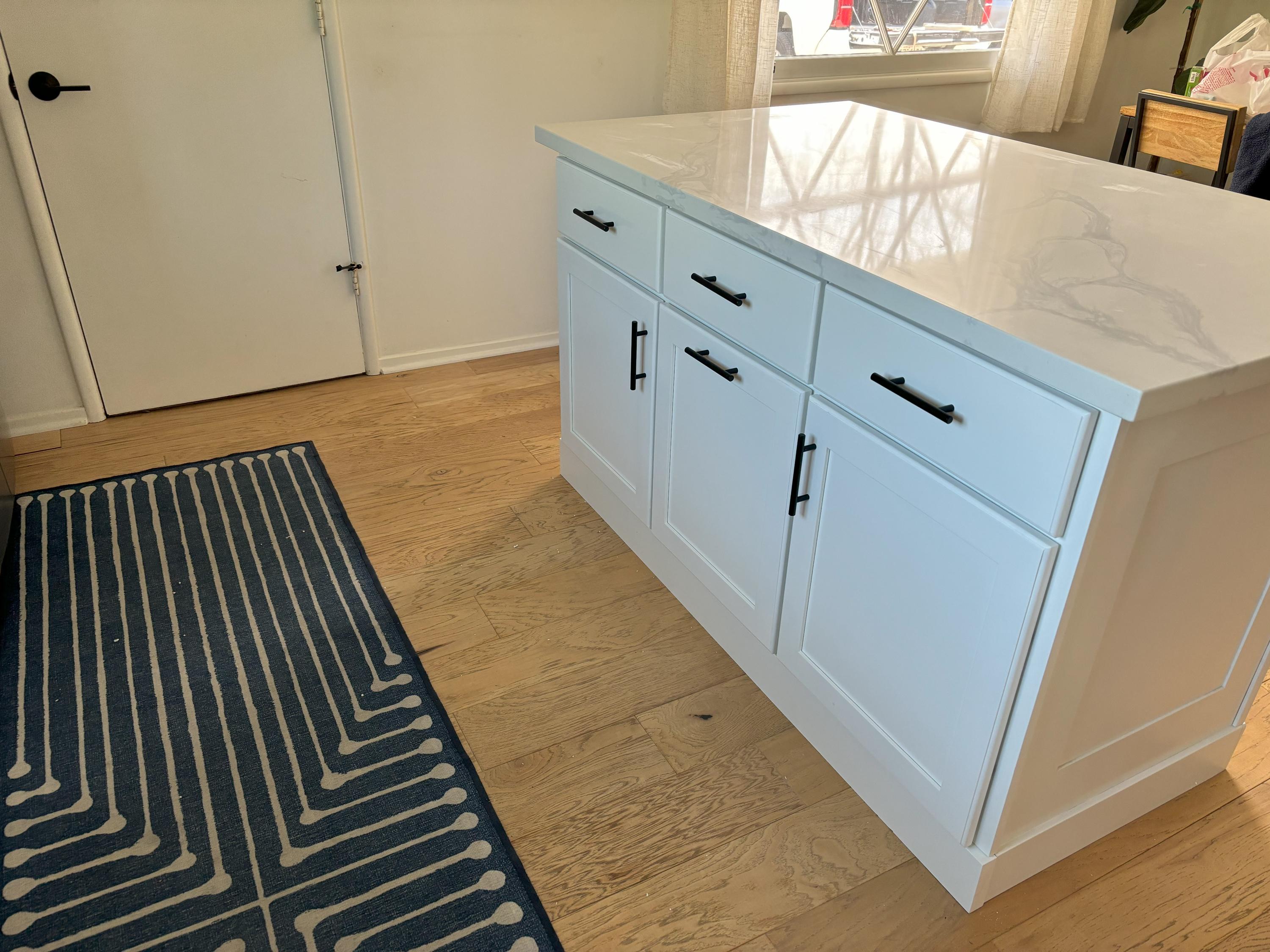 5ft White Kitchen Island With Quartz Top - Modern Storage Cabinet for ...
