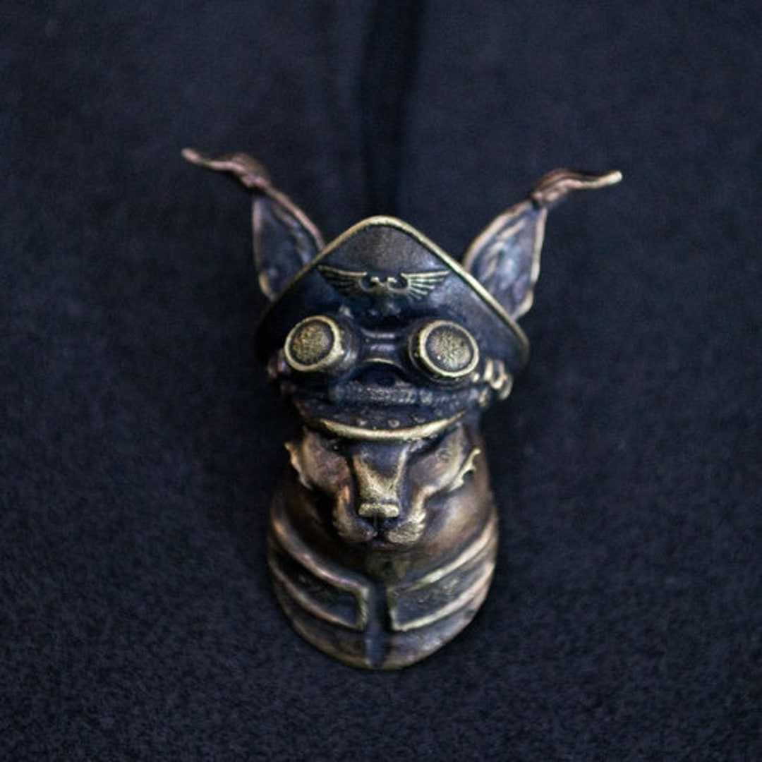 Warhammer Themed Felinid Pendant - Etsy