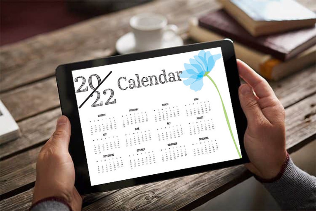 2022 Yearly Calendar Printable Template | 3 Languages, English, French ...