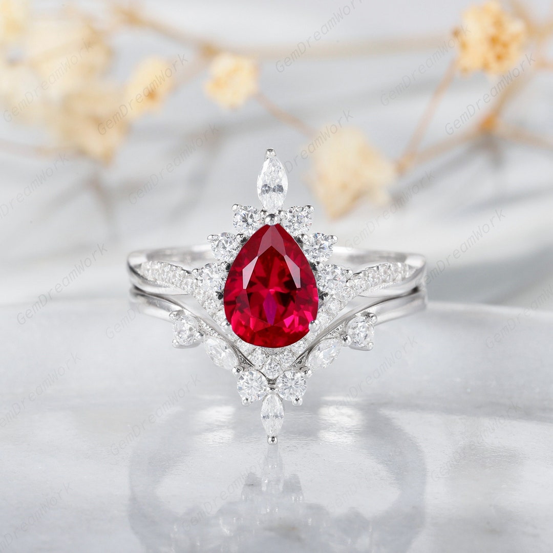 Vintage Pear Cut Ruby Ring Set, Unique Rose Gold Red Ruby Halo ...