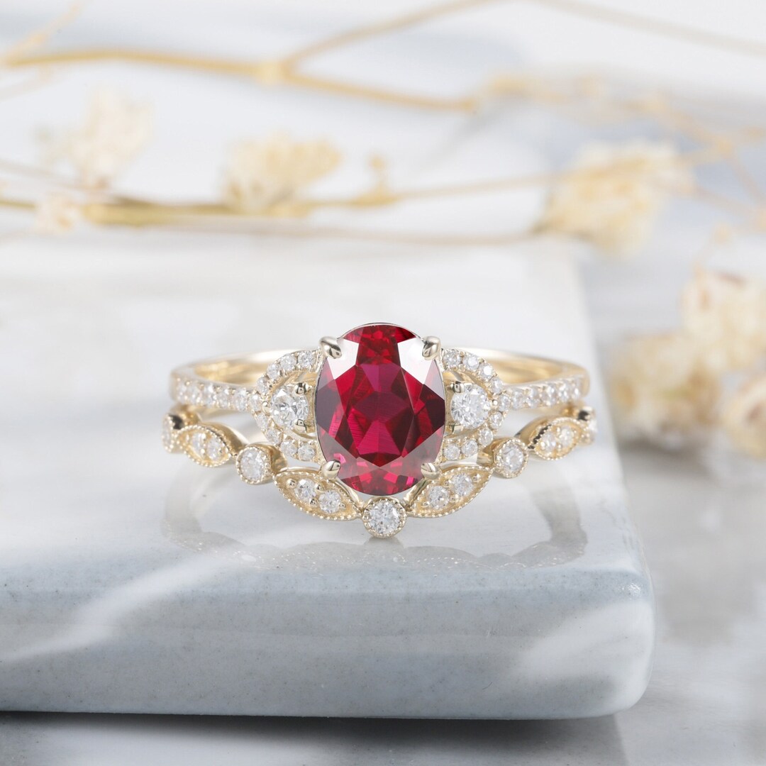 Vintage Oval Ruby Ring Set, Unique Chevron Band Yellow Gold Ruby and ...