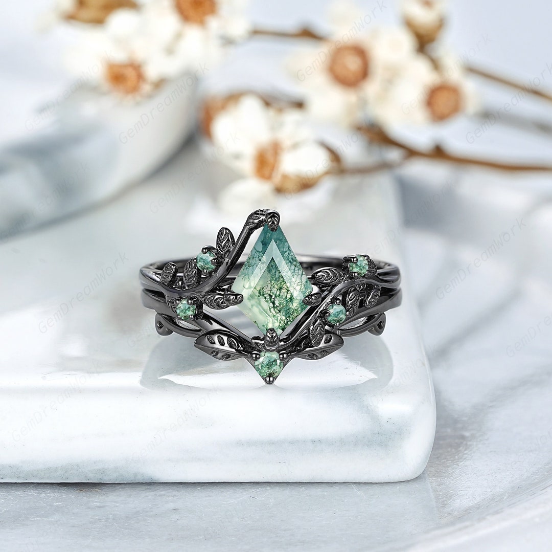 Kite Cut Natural Moss Agate Engagement Ring Set Nature Inspired Wedding ...
