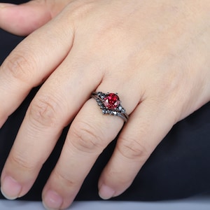 Vintage Round Ruby Black Engagement Ring Set, Unique Ruby and Black ...