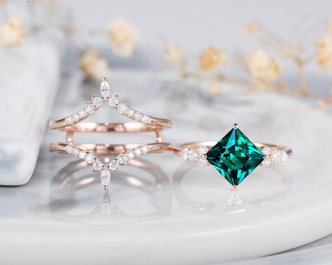 Princess Cut Emerald Engagement Ring Set, Unique Emerald Maqruise ...