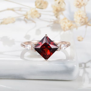 Vintage Princess Cut Garnet Engagement Ring, Unique Rose Gold /silver ...