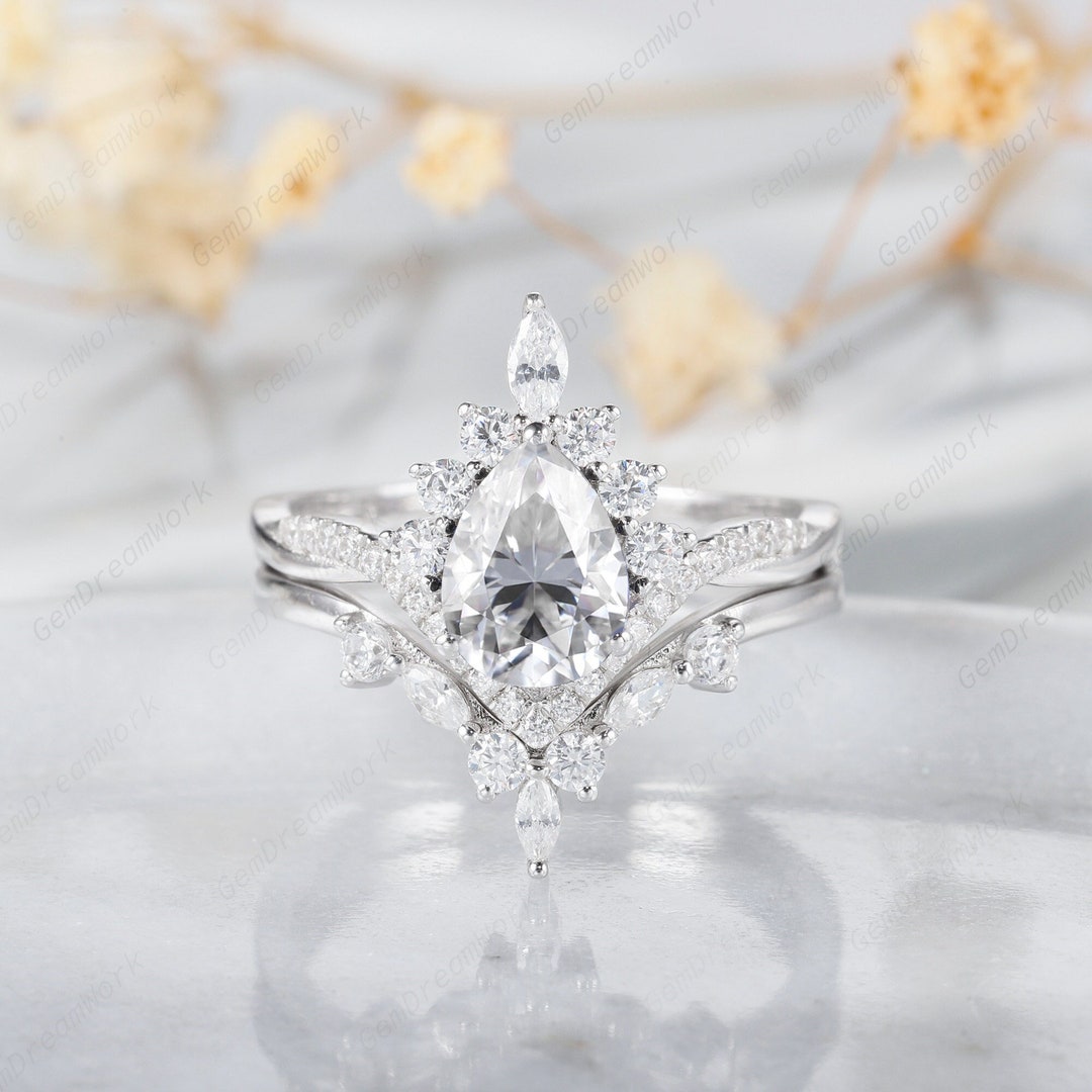 Pear Moissanite Engagement Ring Set Unique 14K White Gold Moissanite ...