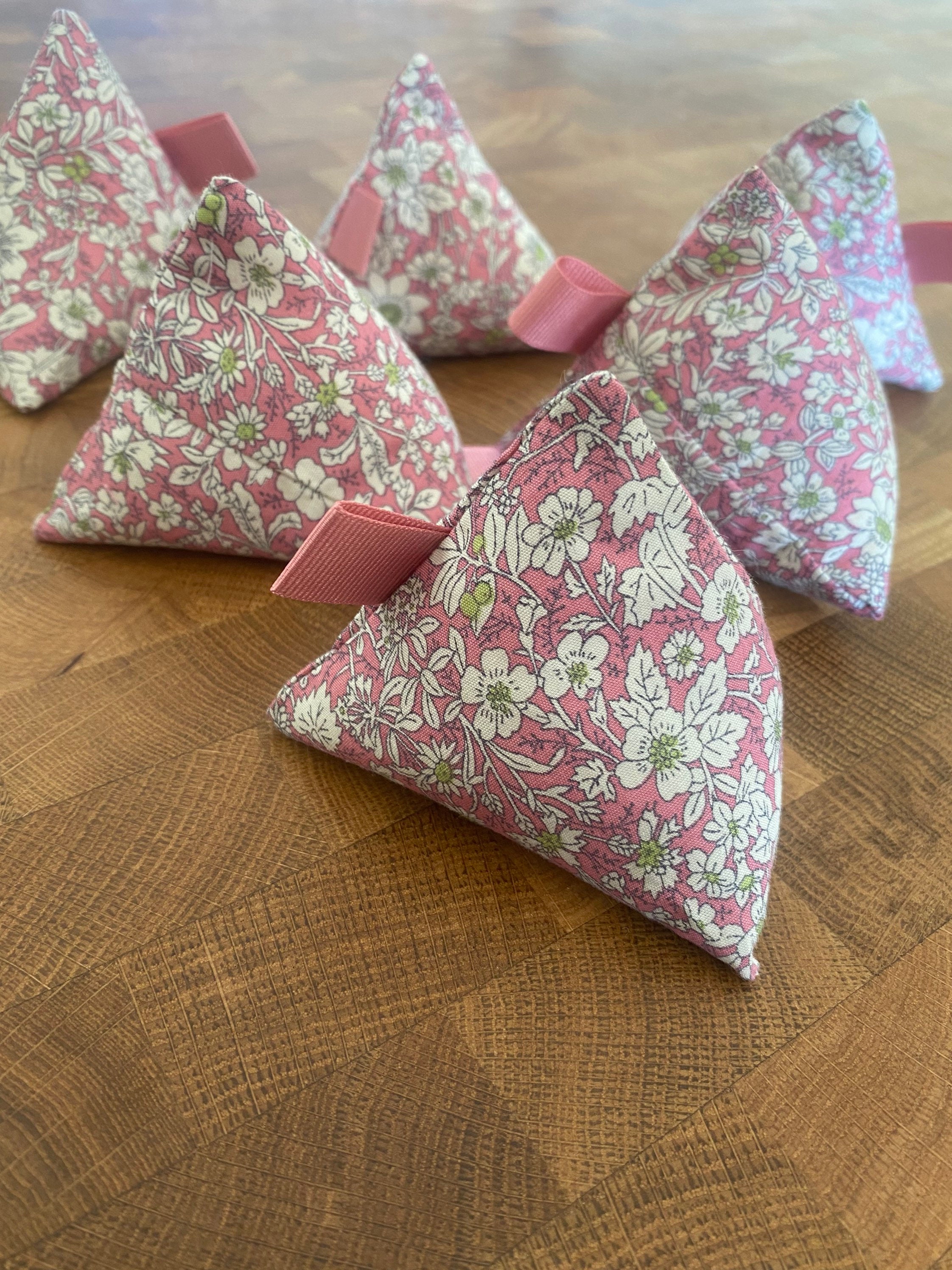 Set of Pattern Weights With Matching Bag - Etsy UK