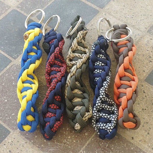 Paracord Keychain - Etsy