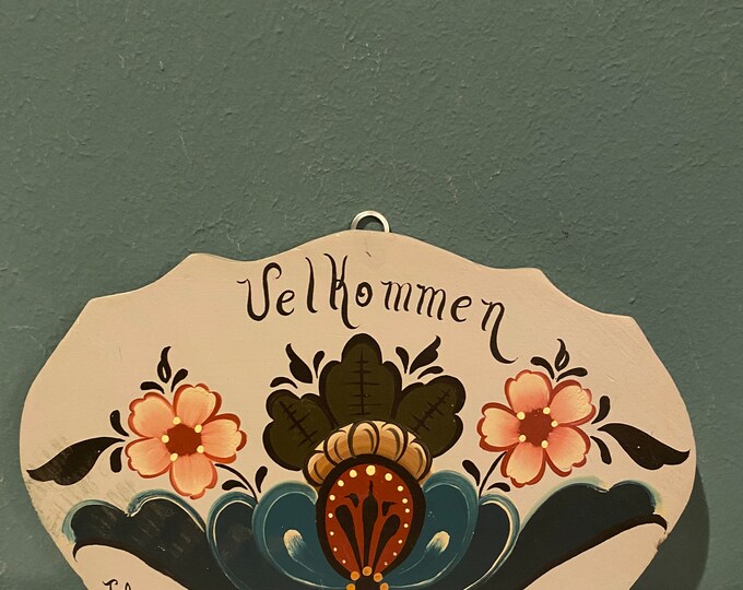 Hand Painted Norwegian Rosemaling Valkommen Wood Folk Art/decor Welcome ...