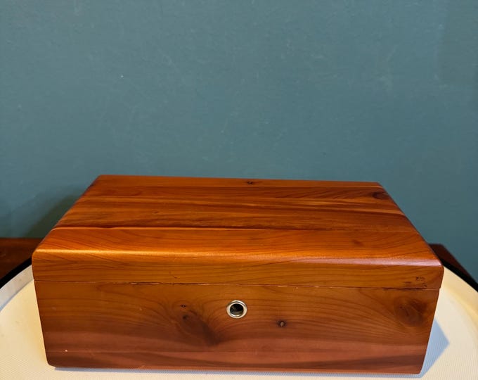 Vintage Mini Lane Cedar Chest / Wood Hinged Keepsake / Jewelry Box ...