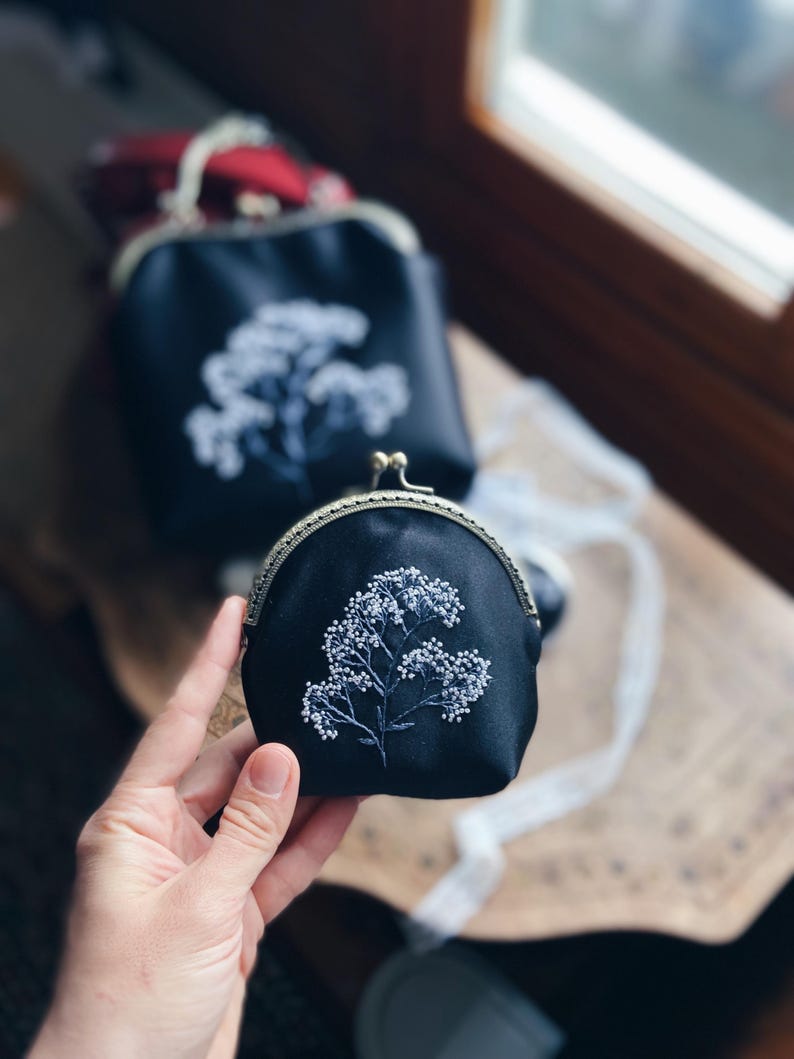Hand Embroidered Kiss Lock Purse, for Women, Unique Vintage Style Gift ...