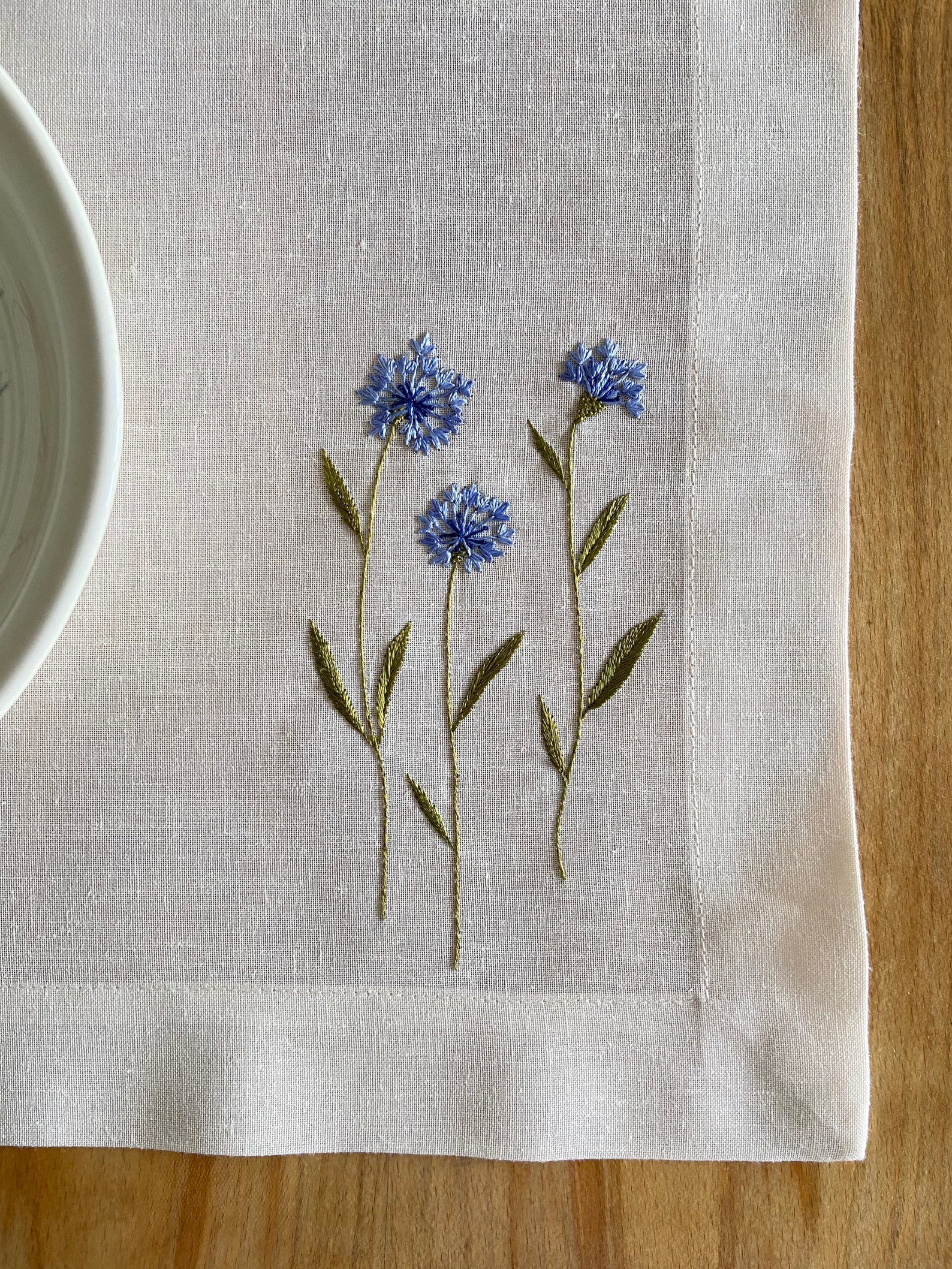 Hand Embroidered Linen Spring Placemat, Wildflower Table Linens, Modern ...