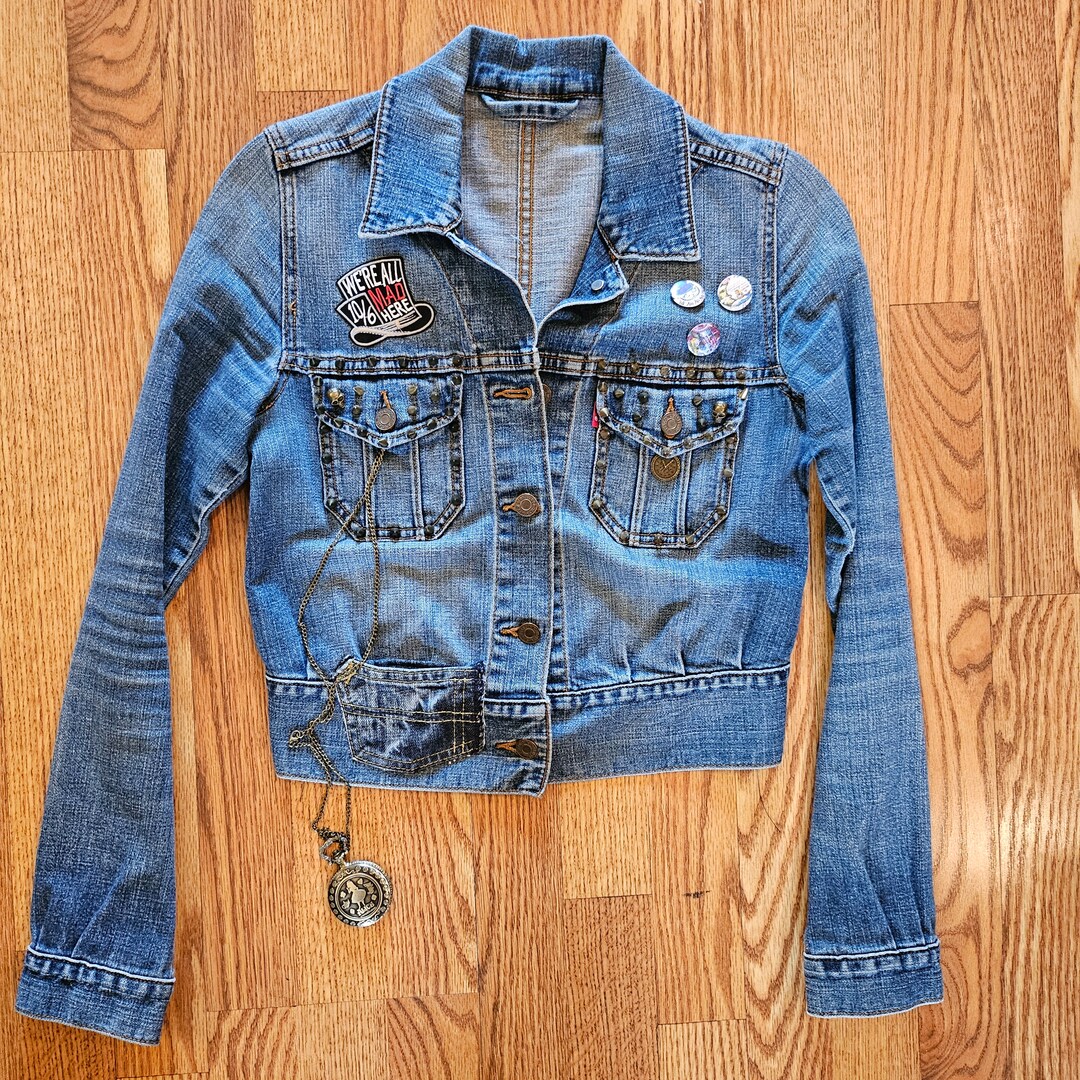 Denim Jean Jacket Alice in Wonderland With Patches Spikes Levi's Womans ...
