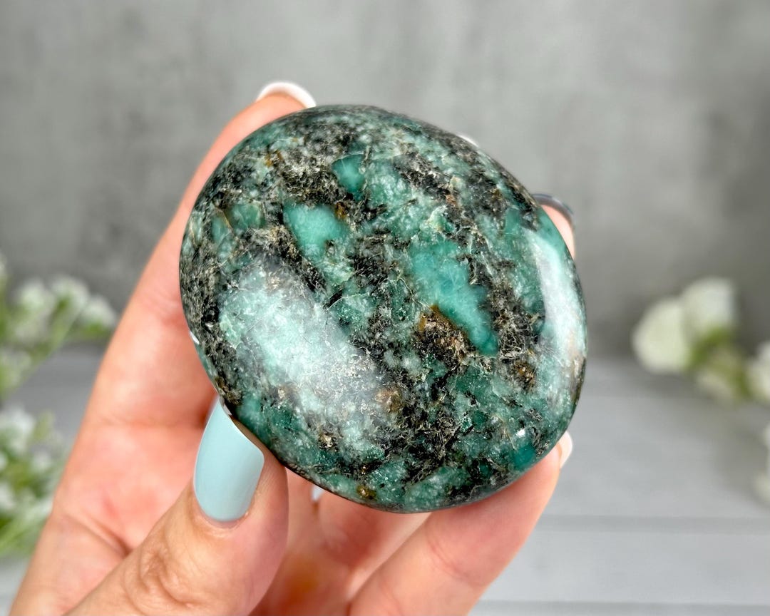 Rare Chrome Verdite Palm Stone (A) | High Grade Verdite Palmstone From ...