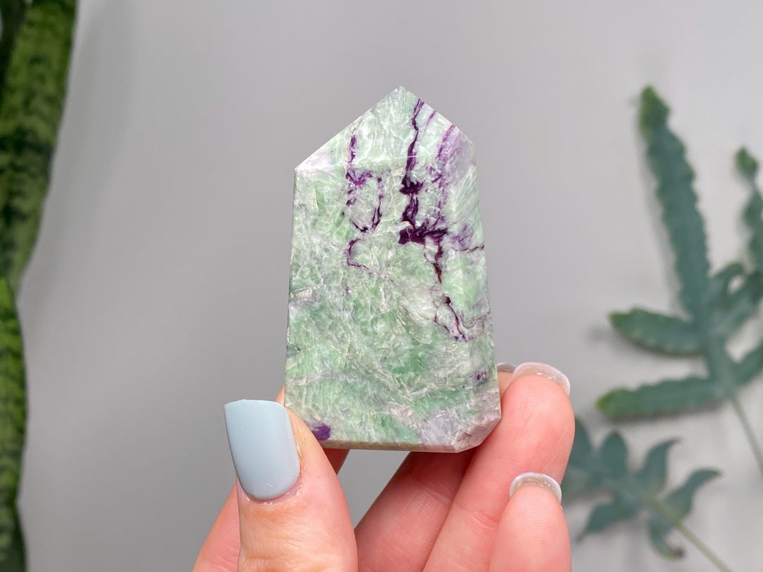 Kammererite Freeform Tower (D) | Kammererite in Tremolite Free Form ...