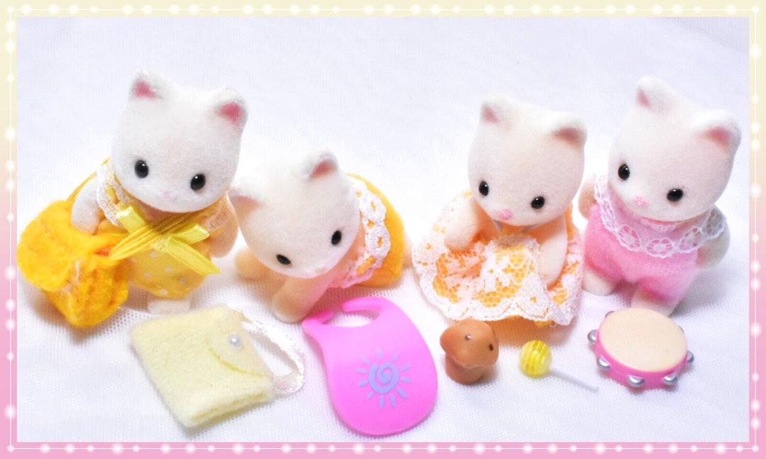 Sylvanian Families Calico Critters White Silk Cat Family Baby Twins Lot ...