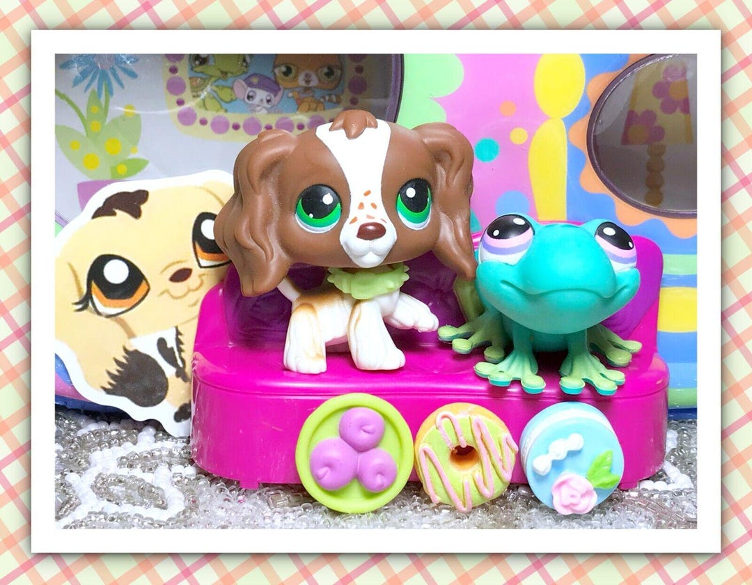 2006 Authentic Littlest Pet Shop LPS 155 156 Cocker Spaniel Dog Frog ...