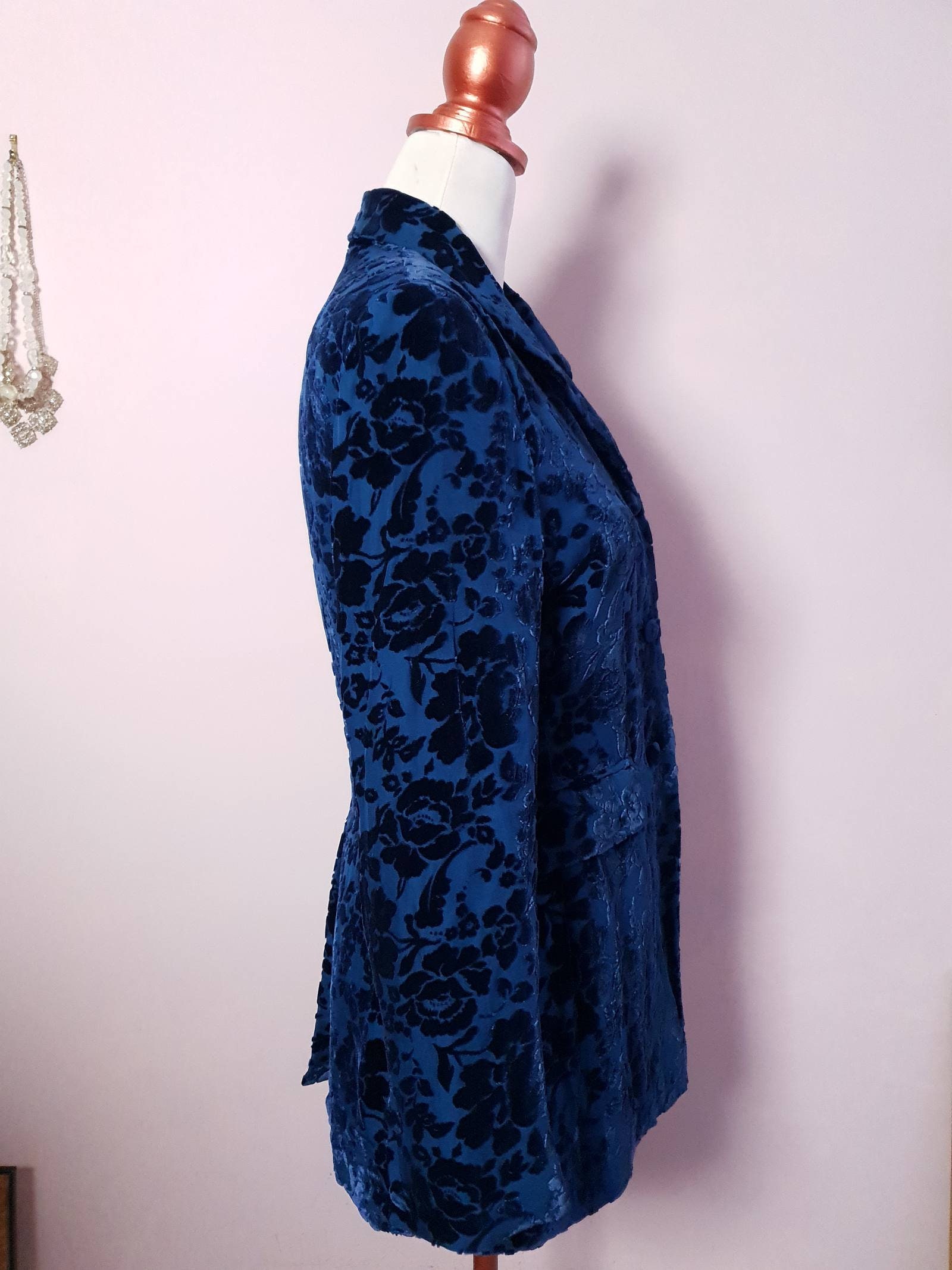 Beautiful Laura Ashley Blue Flower & Leaf Flock Silk Jacket - Etsy