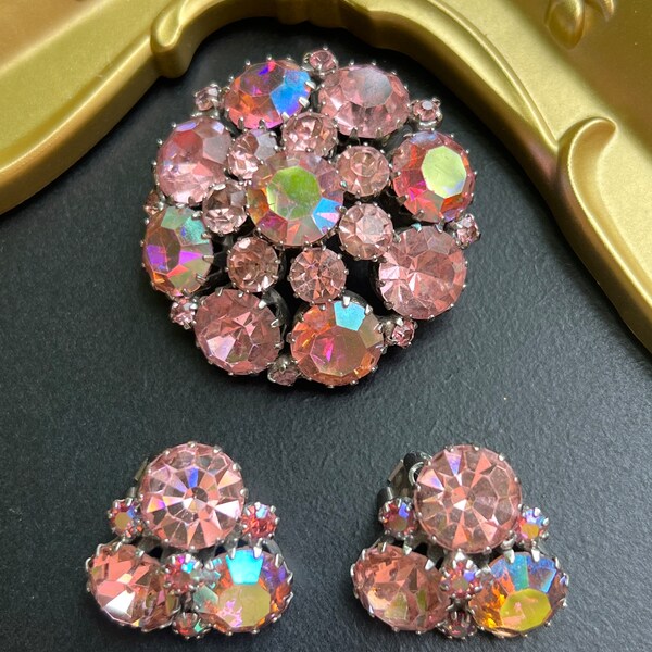 Pink Brooch - Etsy Australia