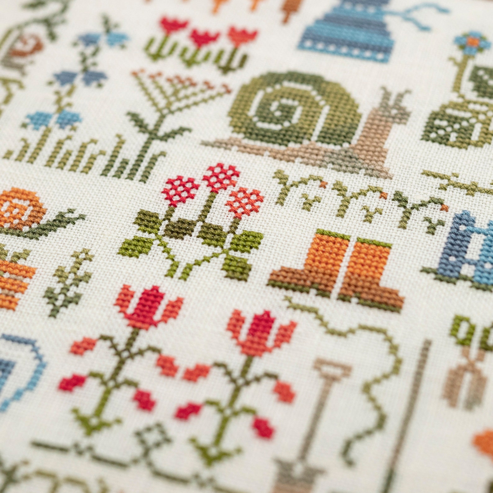 Digital Cross Stitch Pattern “snail Garden” Owlforest - Etsy