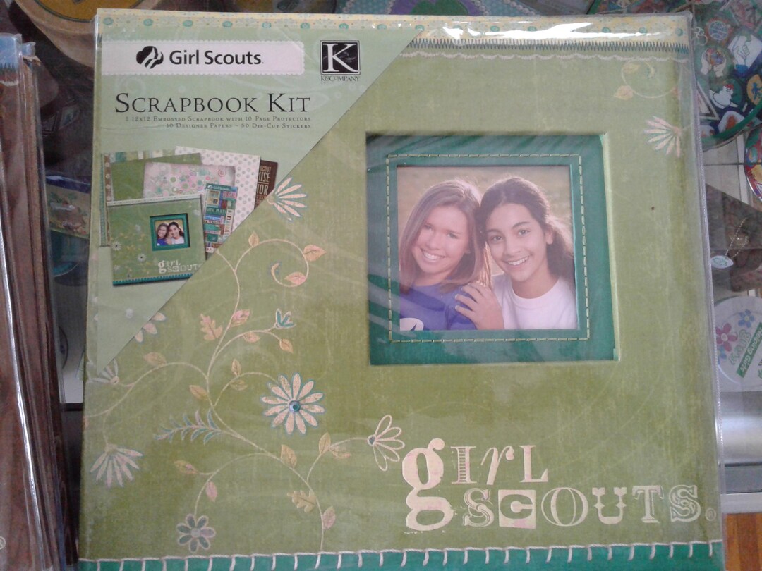 Girl Scout Scrapbook Kit, 12 X 12" With 10 Page Protectors, 10 Designer ...