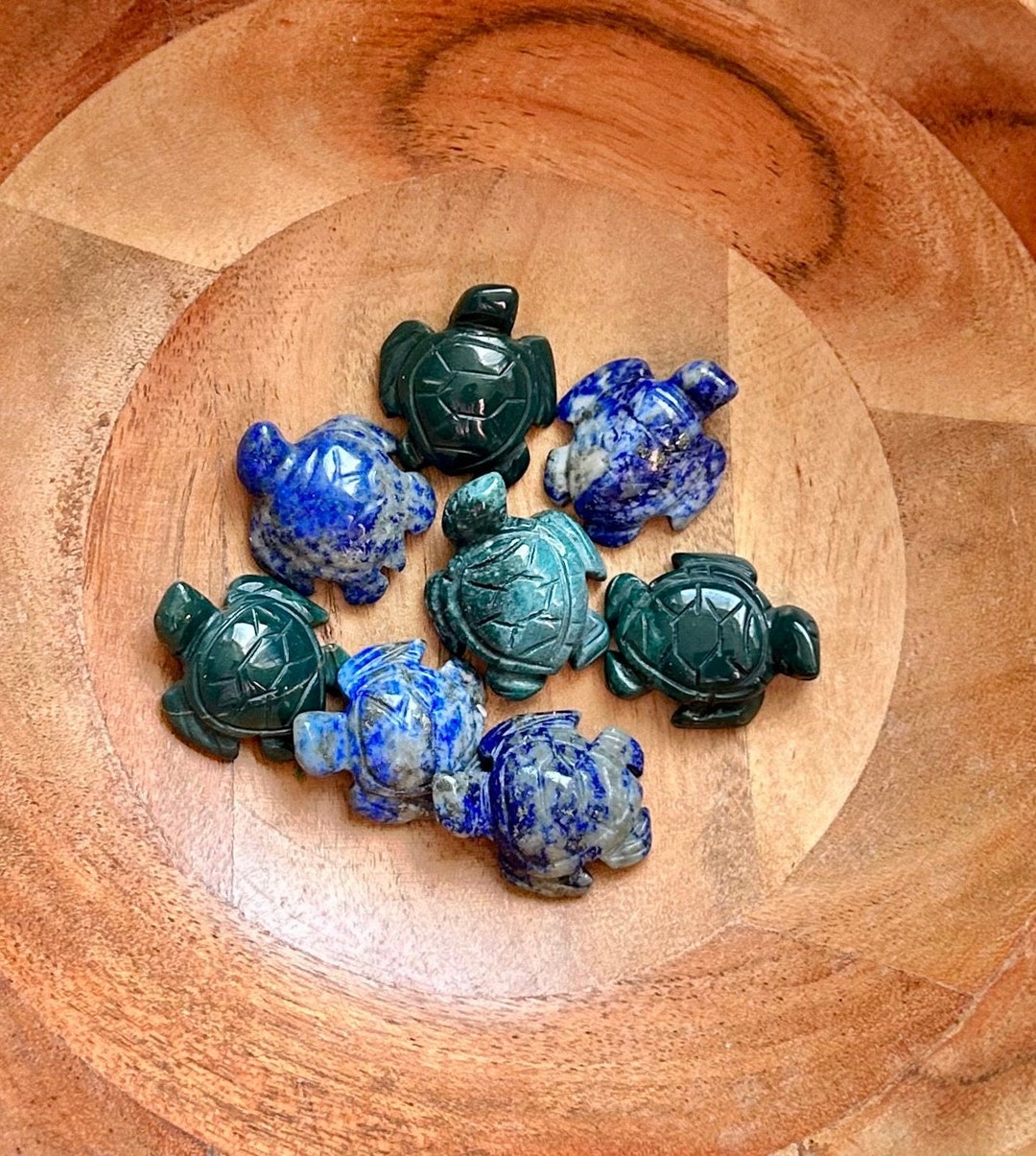 Mini Crystal Sea Turtle Carving, Moss Agate or Lapis Lazuli - Etsy