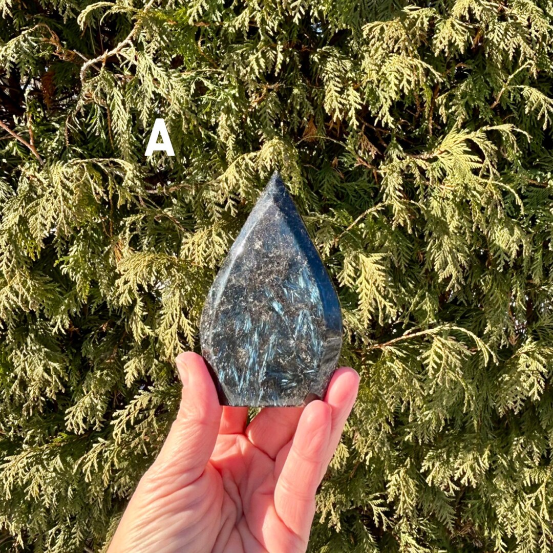 Natural Arfvedsonite Arrow (choose Your Own) - Etsy