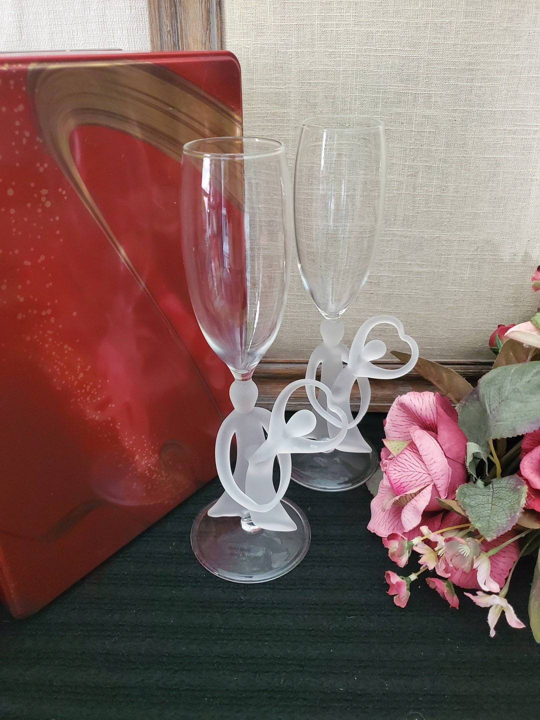 Handmade Art Glass Yurana Design Hand Blown Wine Glasses With Couple ...