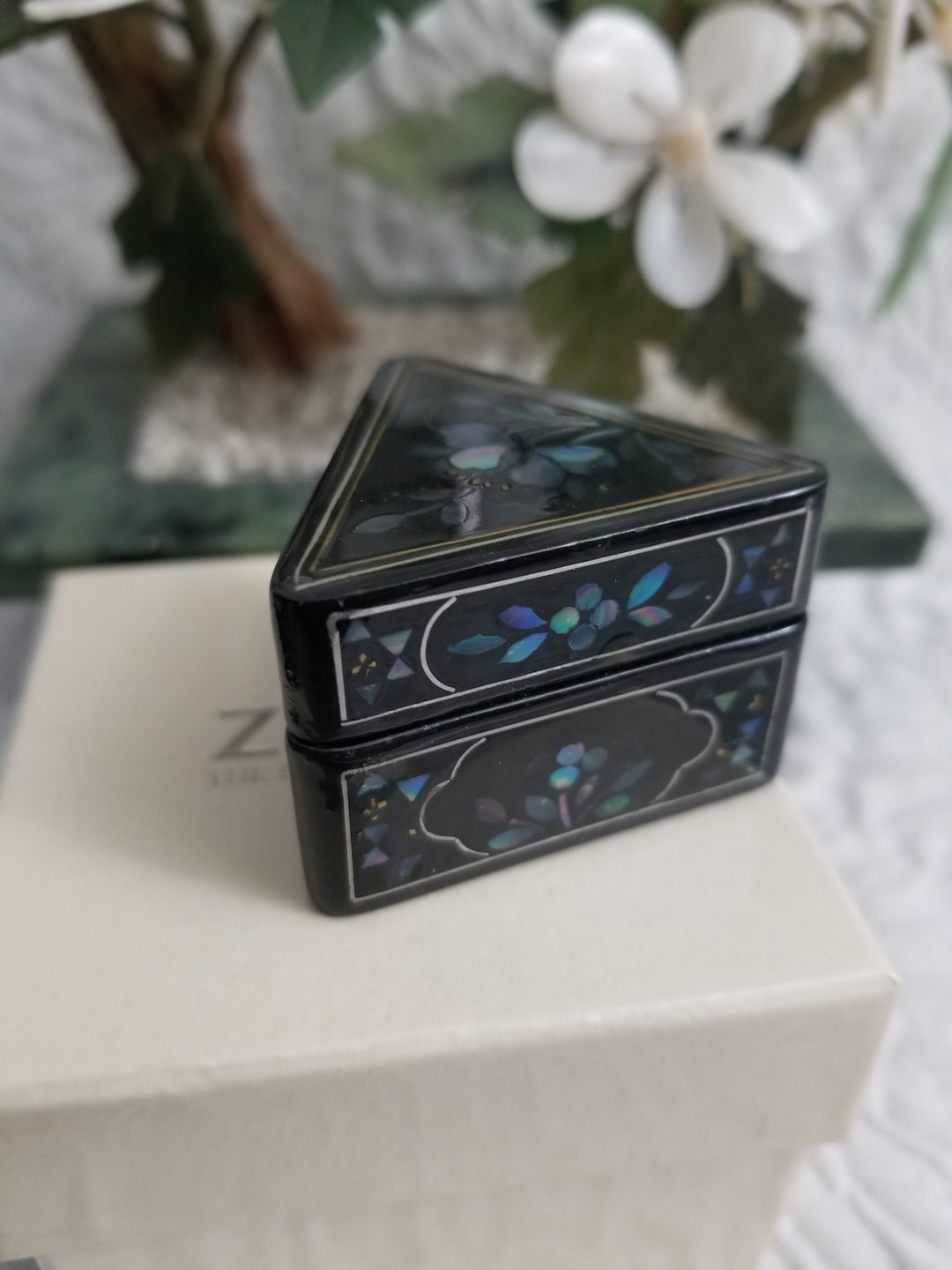 Japanese Black Lacquer Abalone Triangle Shaped Floral Design Box, Micro ...