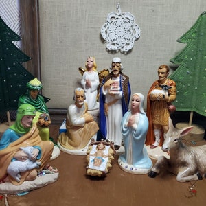 Vintage 1960s Jeweled Nativity Set 9pc, Christmas Nativity Ceramic ...