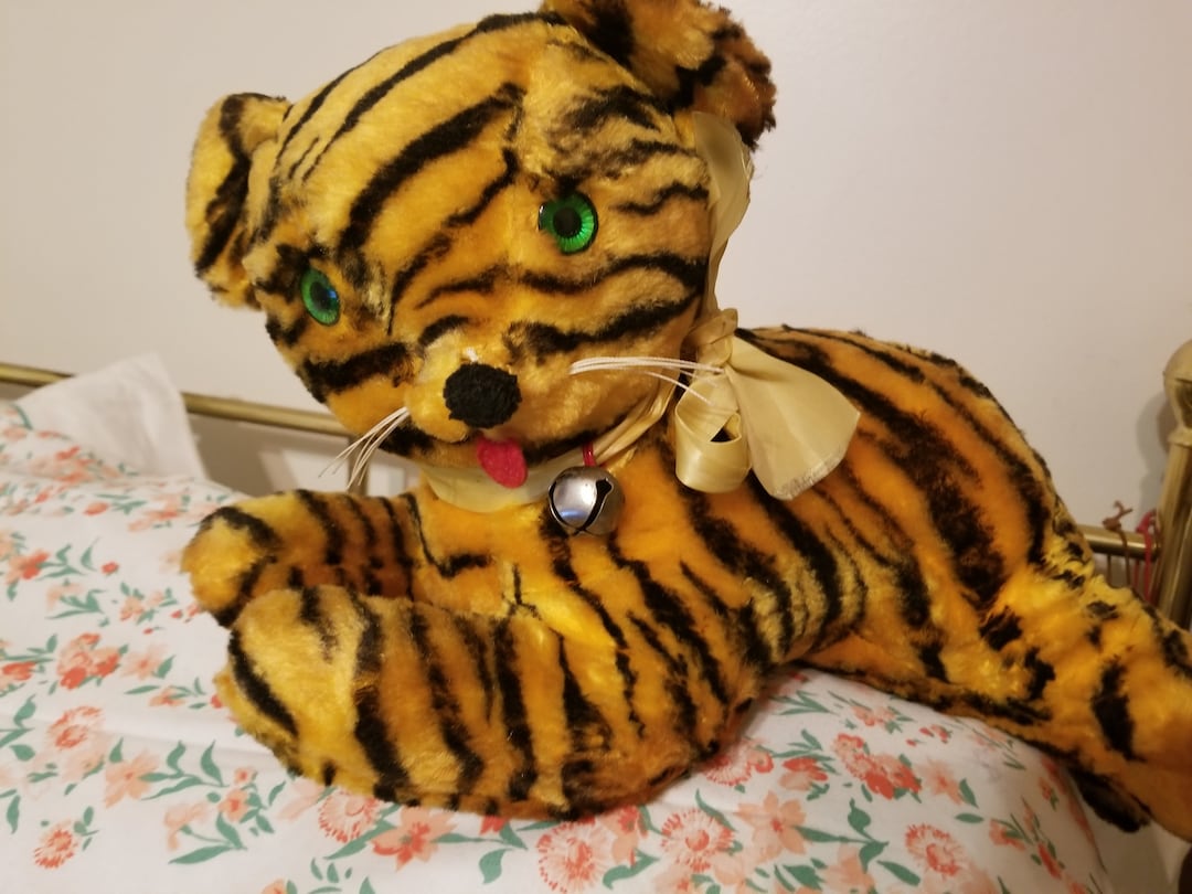 Vintage Gund Tiger, Vintage 1950s Gund Sprawled Bed Decor Tiger ...