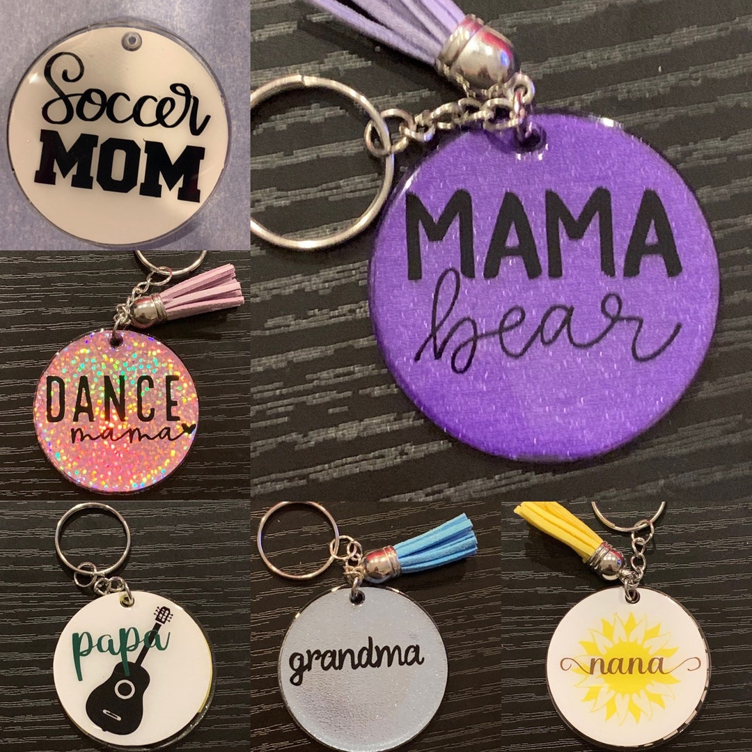 Mom/dad/nana/papa/grandma/grandpa/dogs Keychains - Etsy