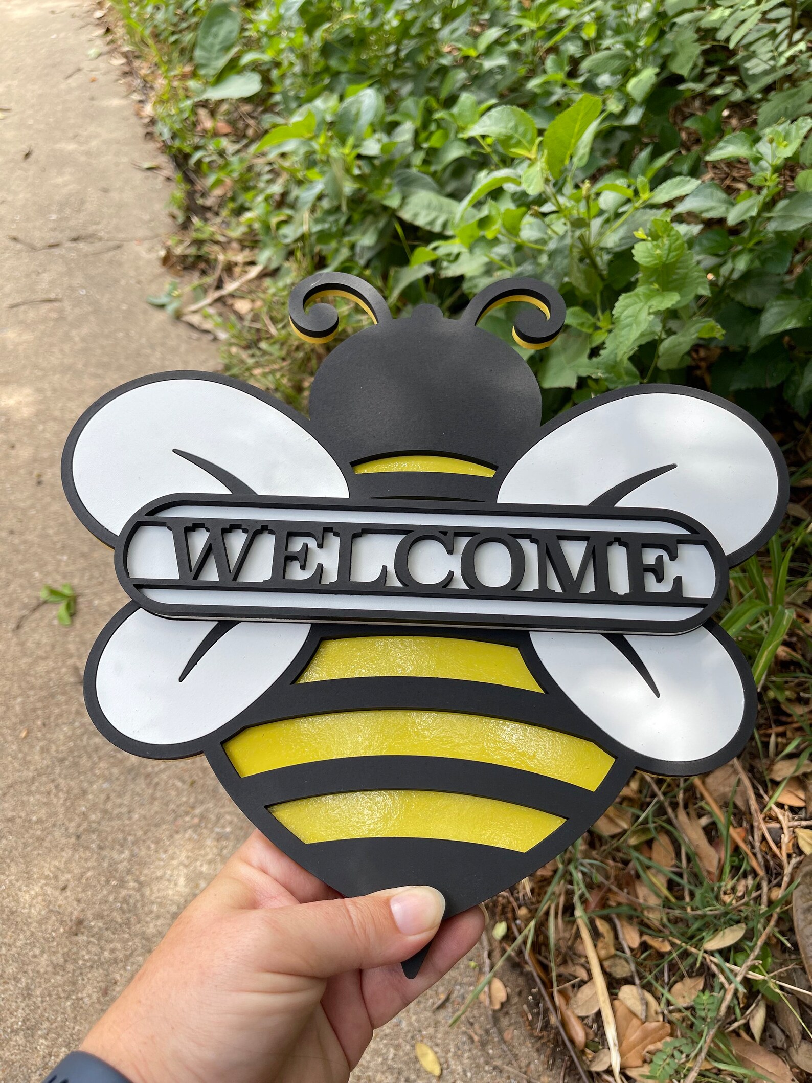 Bee Welcome Sign, Bee Home Decor, Bee Door Sign, Door Hang, Bumble Bee ...