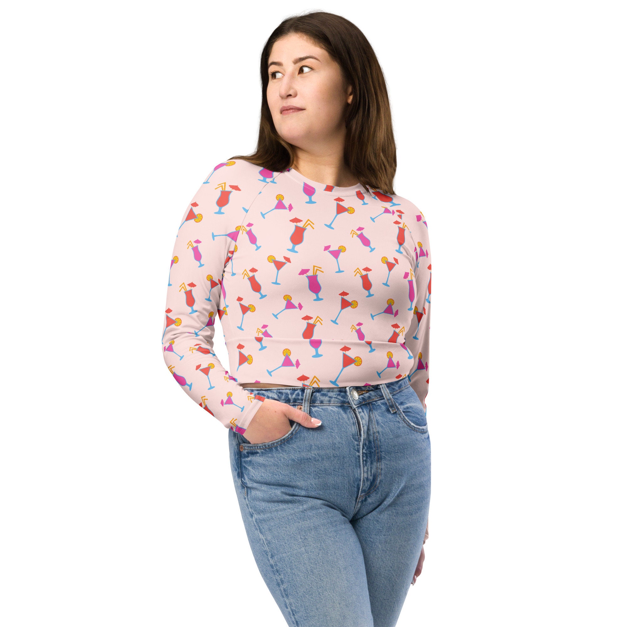 Cocktail Martinis Printed Crop Top, Aesthetic Gym Top, Women Activewear ...