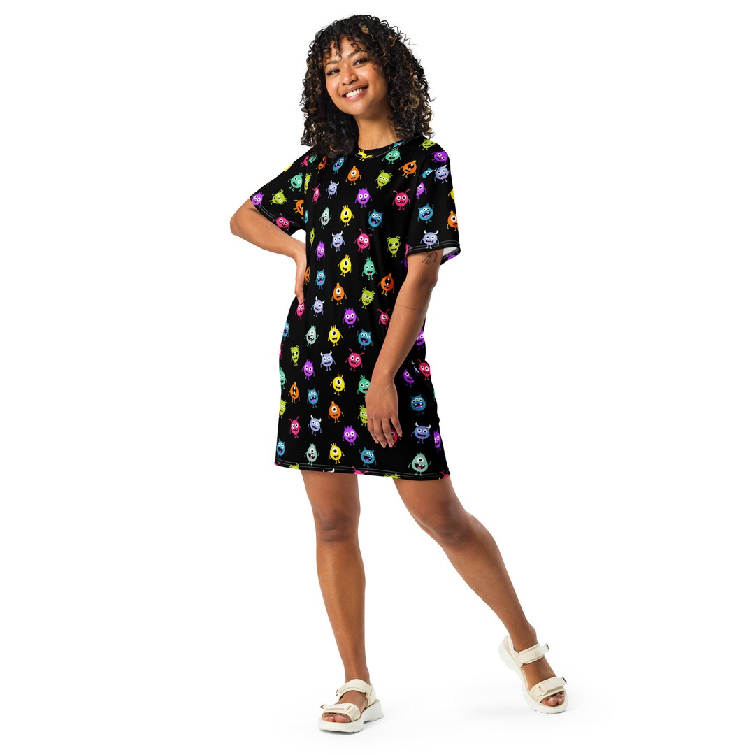Aliens Sci-fi T-shirt Dress, Outer Space UFO Shirt Dress, All Over ...