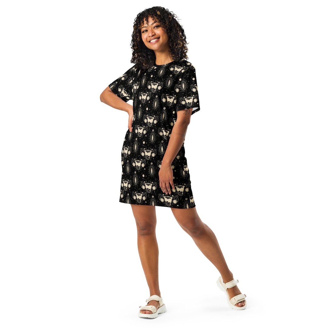 Female Anatomy Gynecology T-shirt Dress, Doctor Gynecologist Gift for ...
