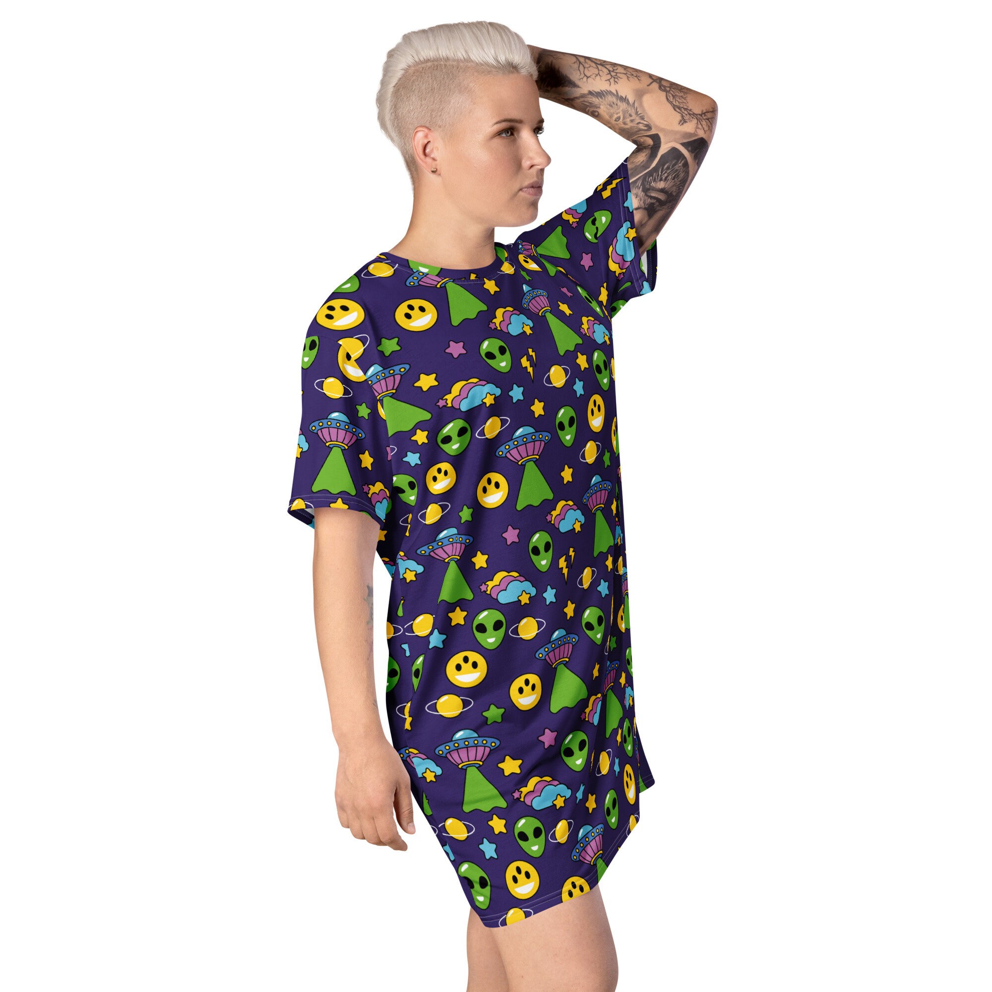 Aliens Sci-fi T-shirt Dress, Outer Space UFO Shirt Dress, All Over ...