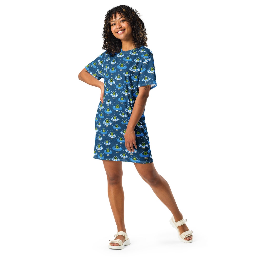 Aliens Sci-fi T-shirt Dress, Outer Space UFO Shirt Dress, All Over ...