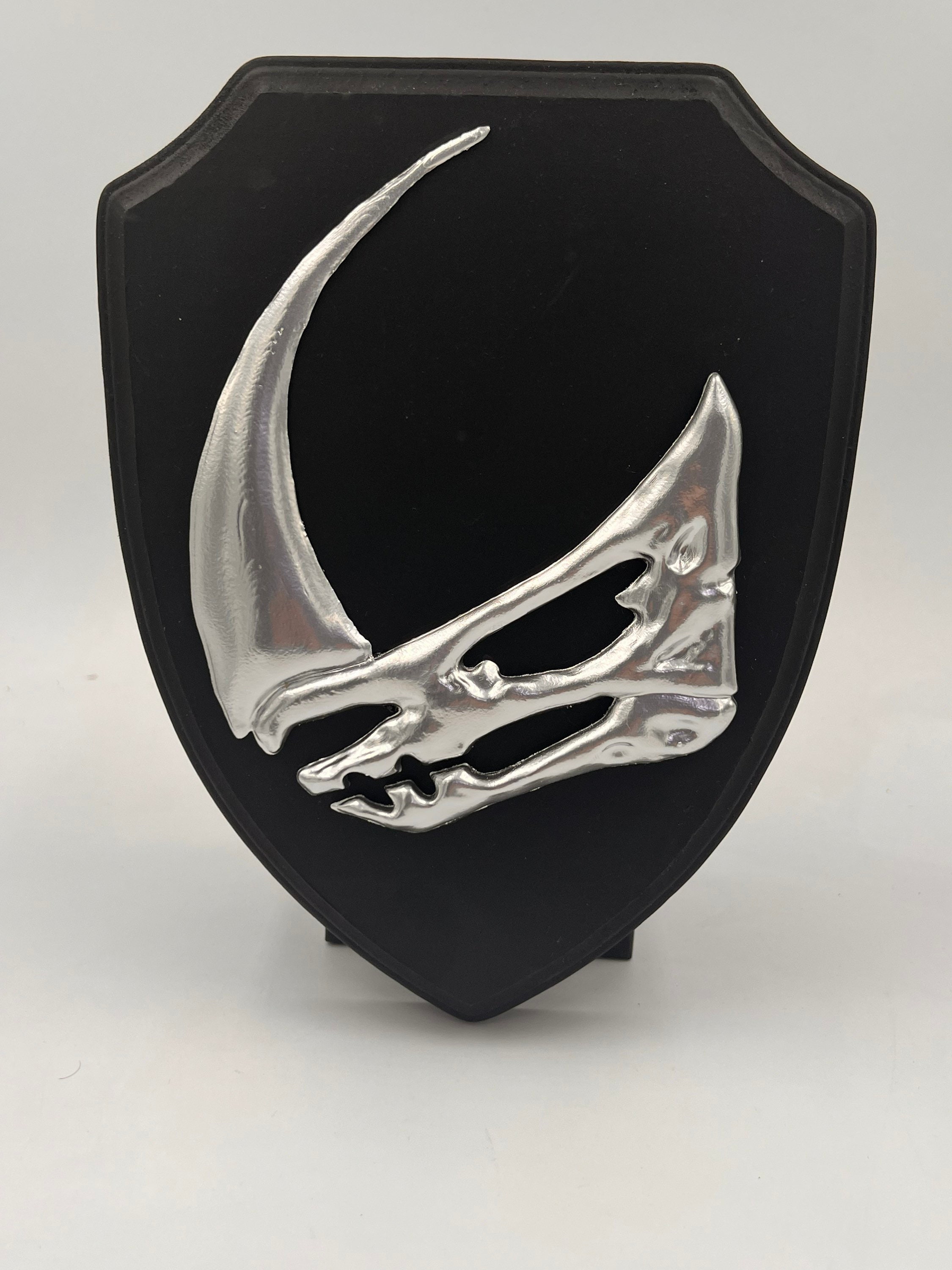 Star Wars the Mandalorian Beskar Mudhorn Signet Replica Plaque 9” Wall ...