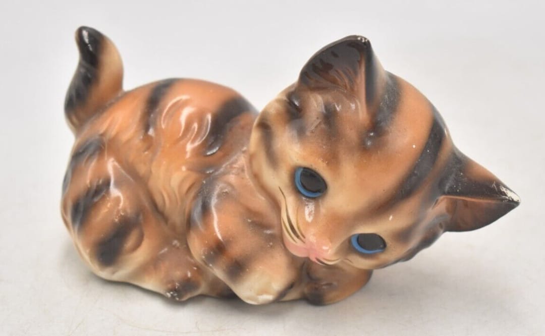 Vintage Tabby Cat Figurine Statue Ornament Decorative Ceramic - Etsy